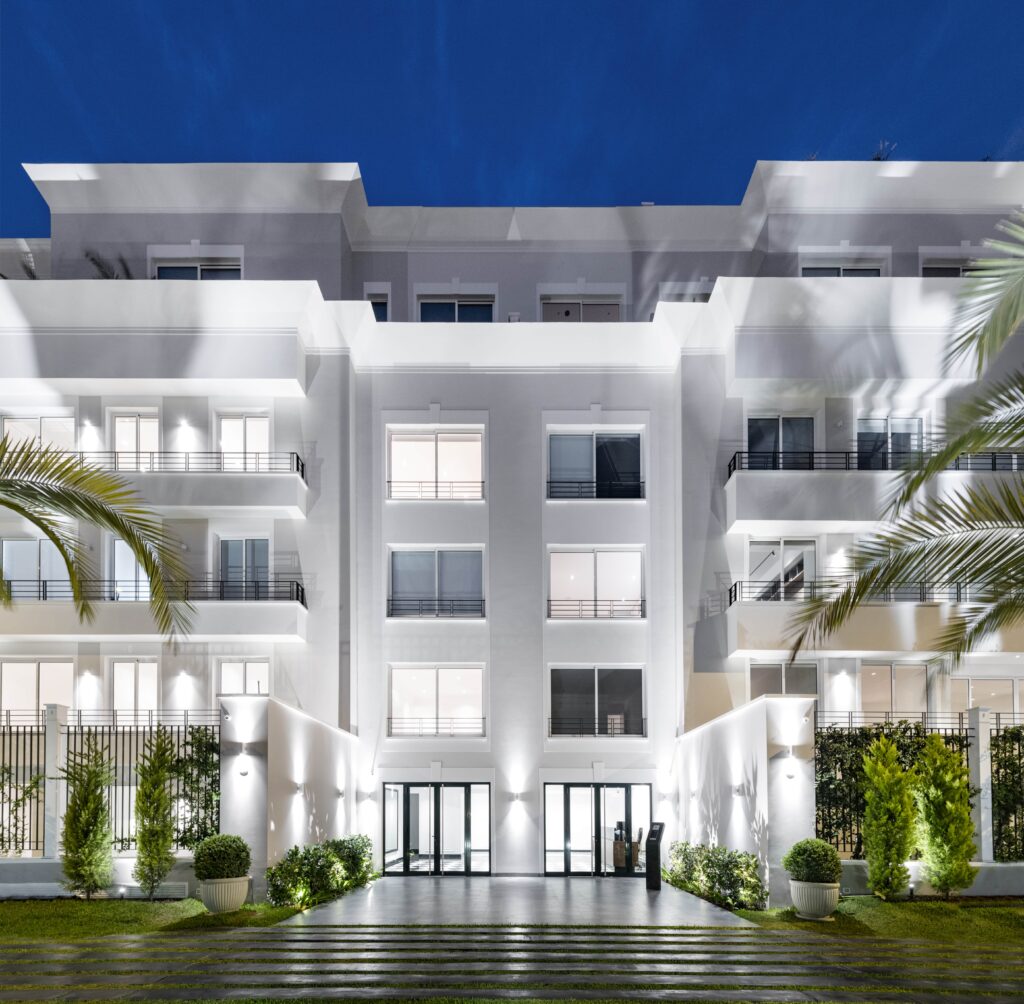 Edificio en la calle La Floresta - Mario Lara